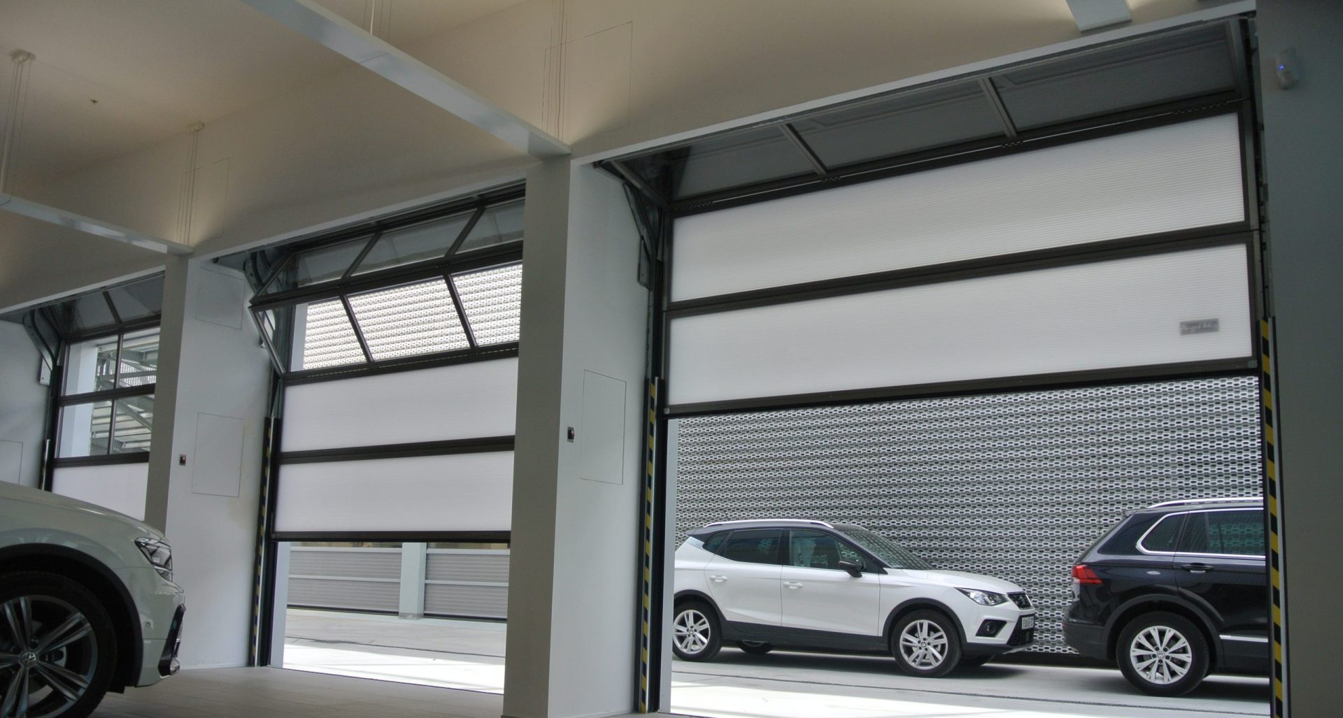 Rolltor mit Fenster - Rolflex